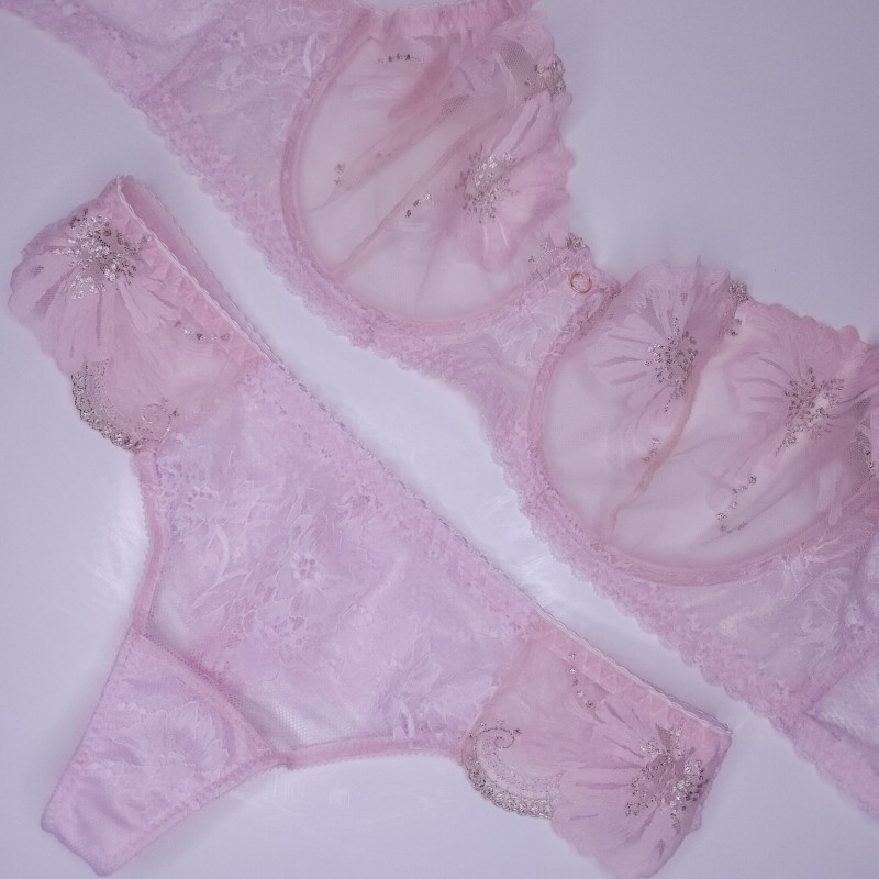 Pink Whisper: AA Cup Underwire Bra for Men