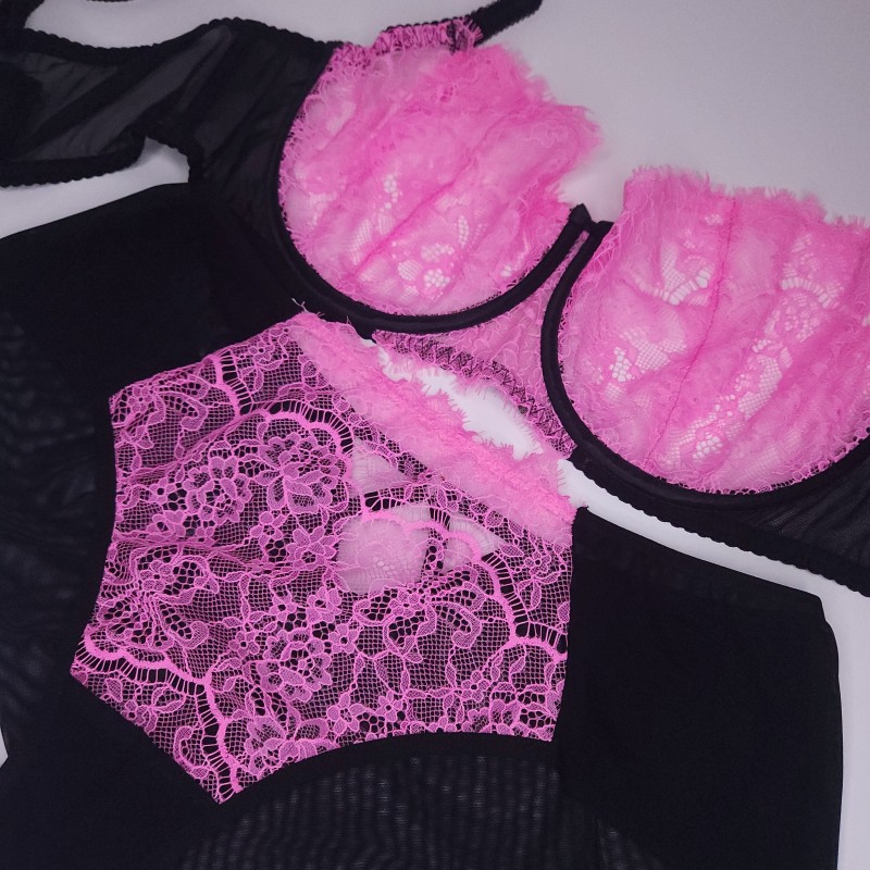 Rose Meringue: Pink Underwire Bra for Men in AA Cup