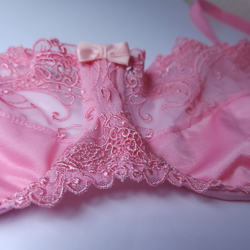 Cherry Darling: AA Cup Underwire Male Bra Full Coverage