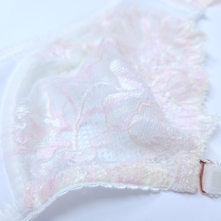 Satin Blush: Male Lace AA Bra in Light Cream
