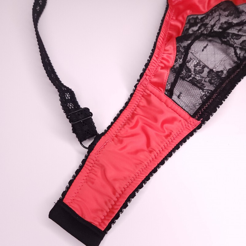 SatinSky: Ephemeral Elegance Bra for Men – Crafted for Comfort